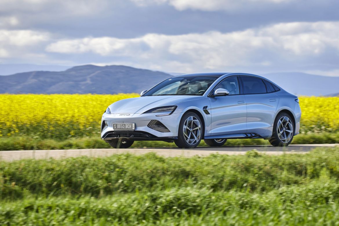 De elektrische auto's van BYD op een rij - Elektrischeauto.nl